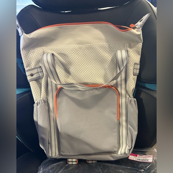 thirty-one | Bags | Thirtyone Day Away Backpack Whisper Gray Colorblock ...